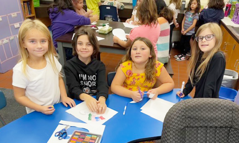 Students Share How to Make Pastel Ghosts - Schalmont